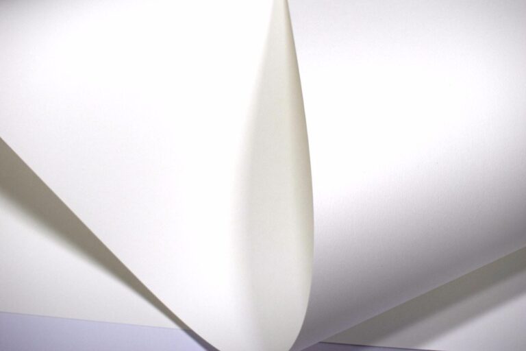 RIVES TRADITION BRIGHT WHITE - KGEPEL Papéis